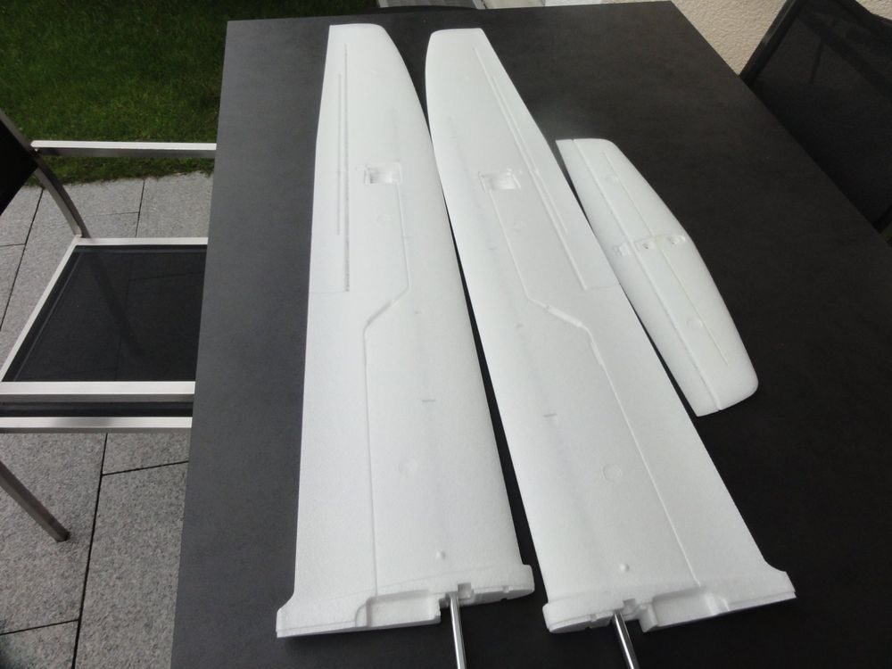 Flügelpaar und Höhenleitwerk für Multiplex Solius (Neu und ...