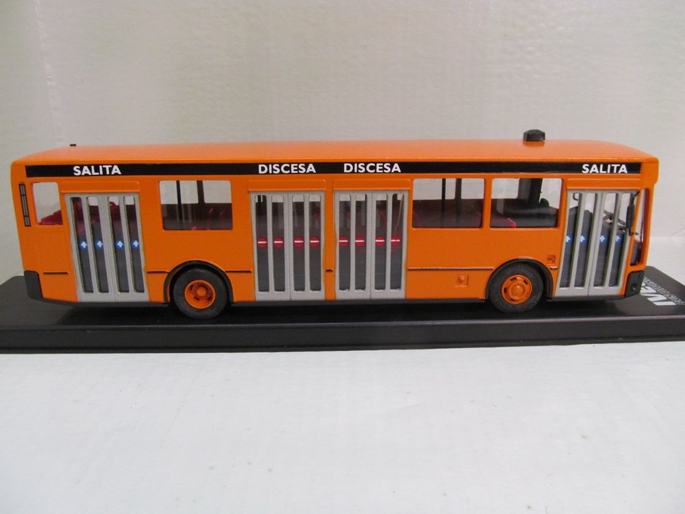 IVECO BUS DIVISION 1:43 OLD CARS ITALI (Neu und originalverpackt) in Grueningen für CHF 84 – mit ...