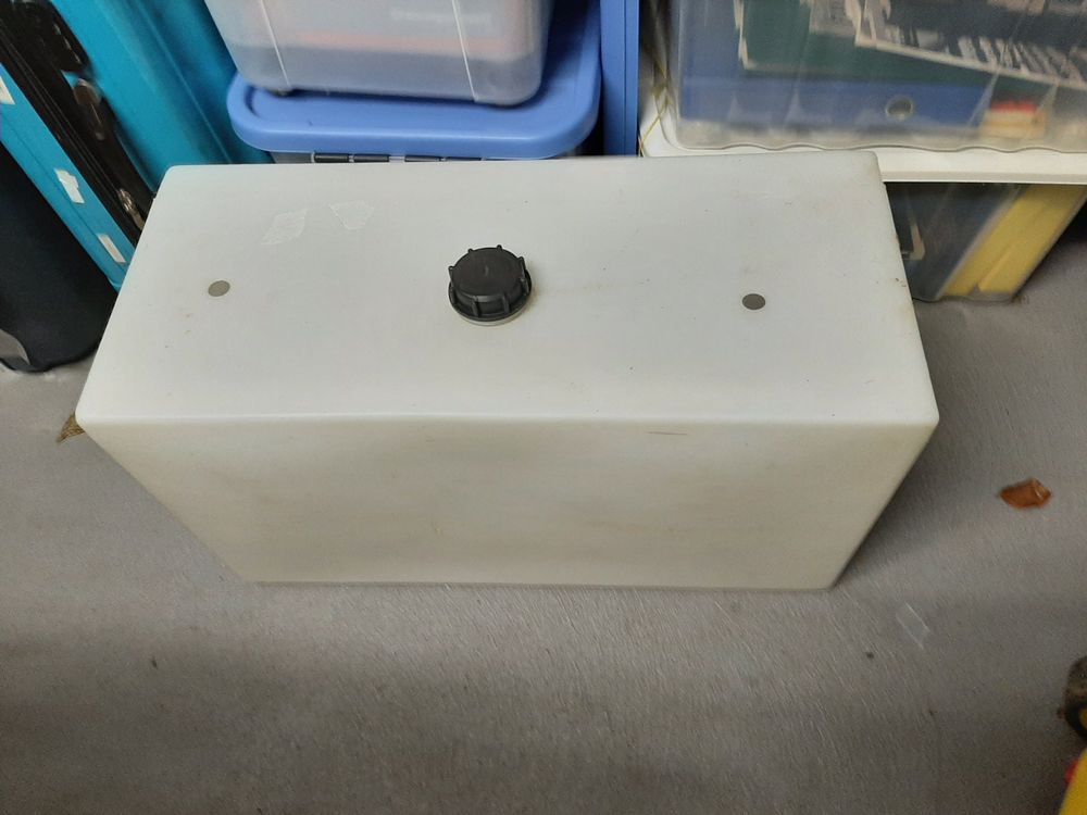 Wassertank weiss für Einbau in Wohnmobil | Kaufen auf Ricardo