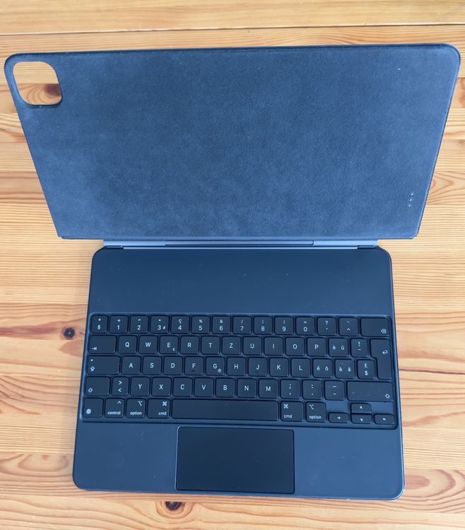 Magic Keyboard iPad-Pro-12,9 Zoll, bis Modell 2022. schwarz | Kaufen auf Ricardo