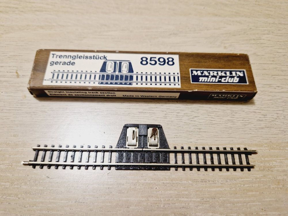 Märklin Z 8598 Schaltgleis OVP (Gebraucht) in St-Aubin-Sauges für CHF 8 ...
