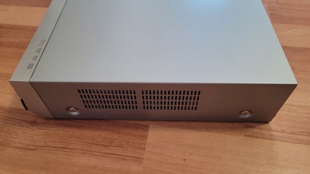 Panasonic DMR-ES35V VHS DVD RAM recorder | Kaufen auf Ricardo