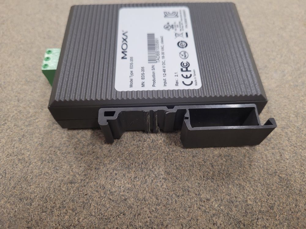 MOXA EDS-205 Ethernet Switch, 5 Port, unmanaged (Gebraucht) in Vitznau ...