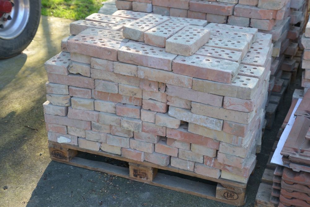 Backsteine (Gebraucht) in Pfyn für CHF 100 – nur Abholung auf Ricardo ...