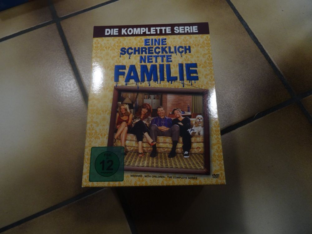 Eine schrecklich nette Familie DIE KOMPLETTE SERIE DVD BOX | Kaufen auf Ricardo