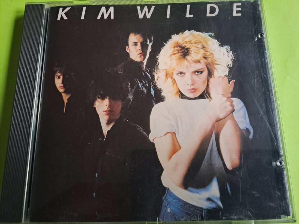 CD Kim Wilde First Album (Gebraucht) in Aarberg für CHF 5 – mit ...