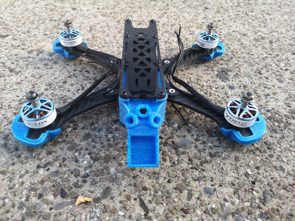 TBS SOURCE ONE V3 5 Zoll***inkl Motoren & TPU Teile (Neu (gemäss ...