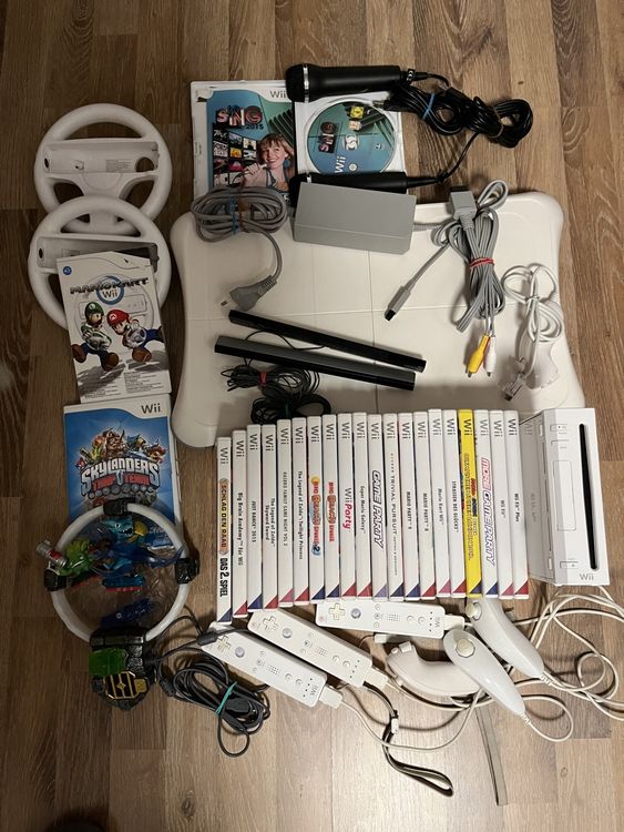 Nintendo Wii Bundle, Wii-Board, 22 Games | Kaufen auf Ricardo