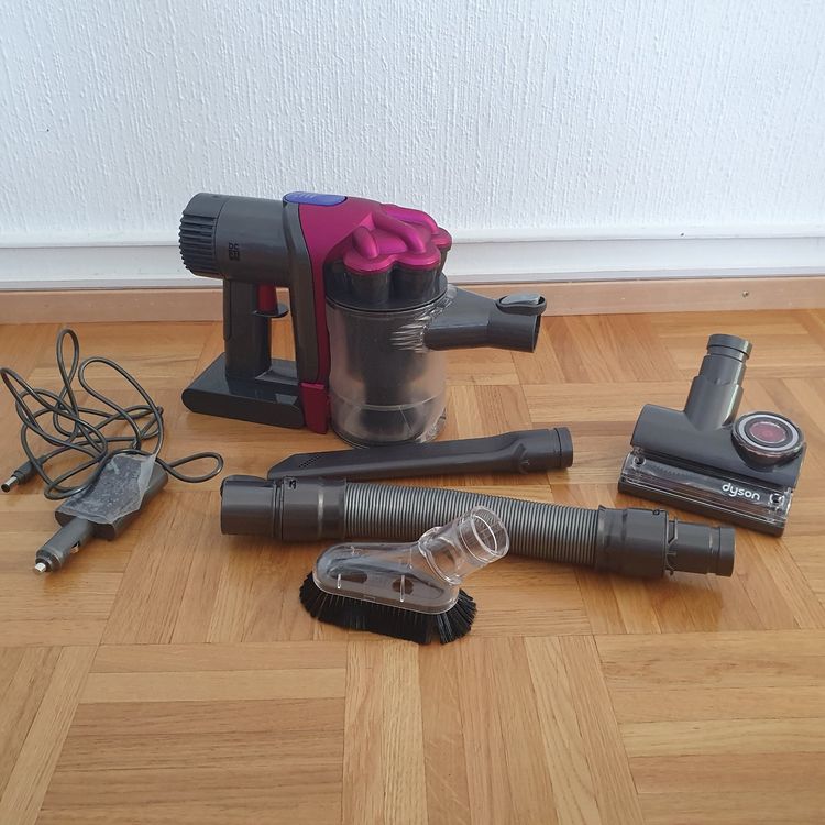 Dyson DC31 avec chargeur pour voiture | Kaufen auf Ricardo