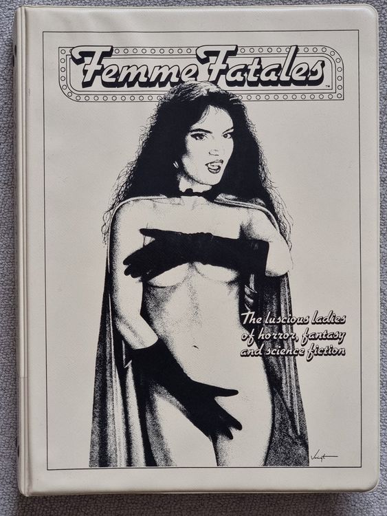 Femme "Fatales Magazine" Sammlung 16 Stück mit Ordner (Gebraucht) in Villigen für CHF 44 – mit ...