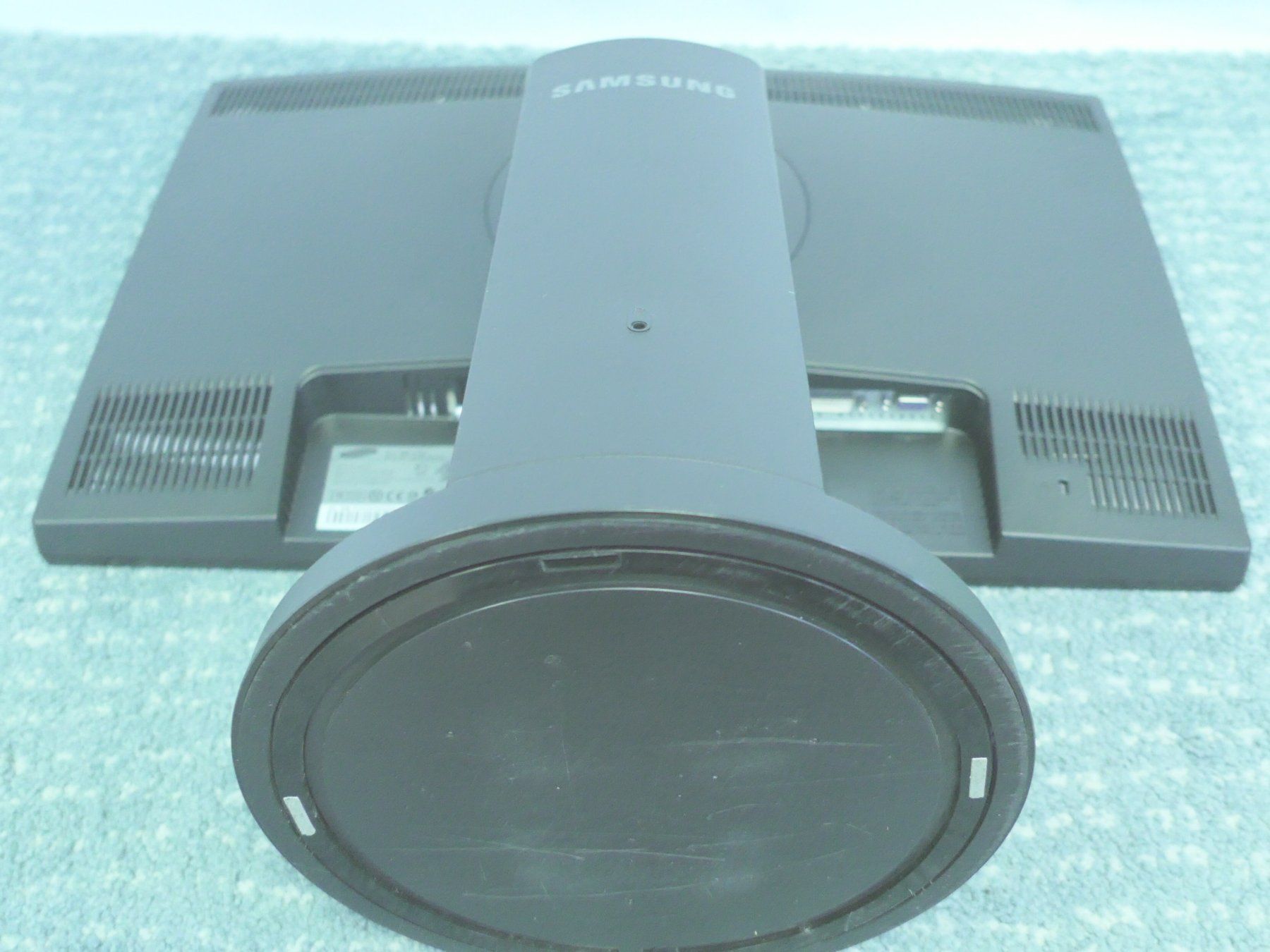 SAMSUNG LCD-GAMING MONITOR 2443BW CODE: LS24MY KABC/EDC (Gebraucht) in ...