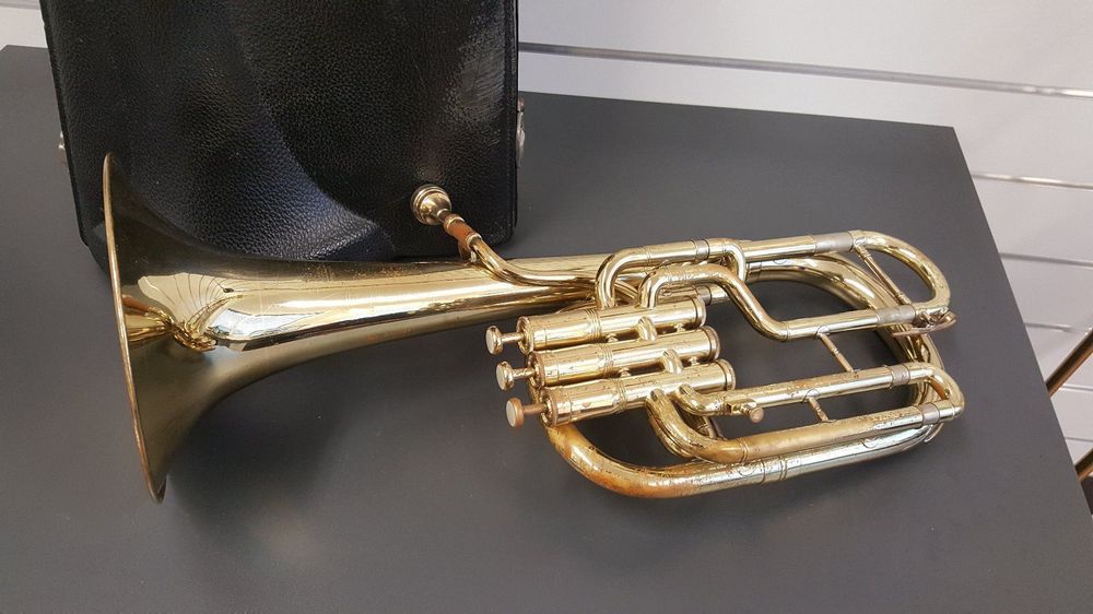 Es-Horn Besson Sovereign 950 inkl.koffer (Gebraucht) in Glattbrugg für ...