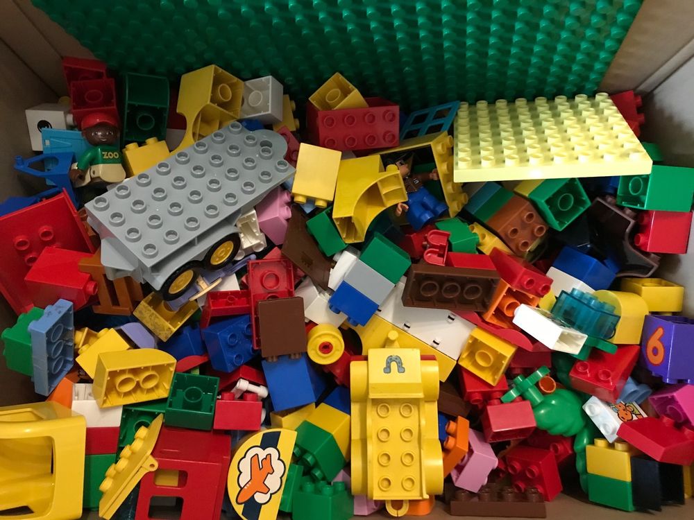 Buntgemischte Lego Duplo Kiste (Gebraucht) in für CHF 39 – mit ...