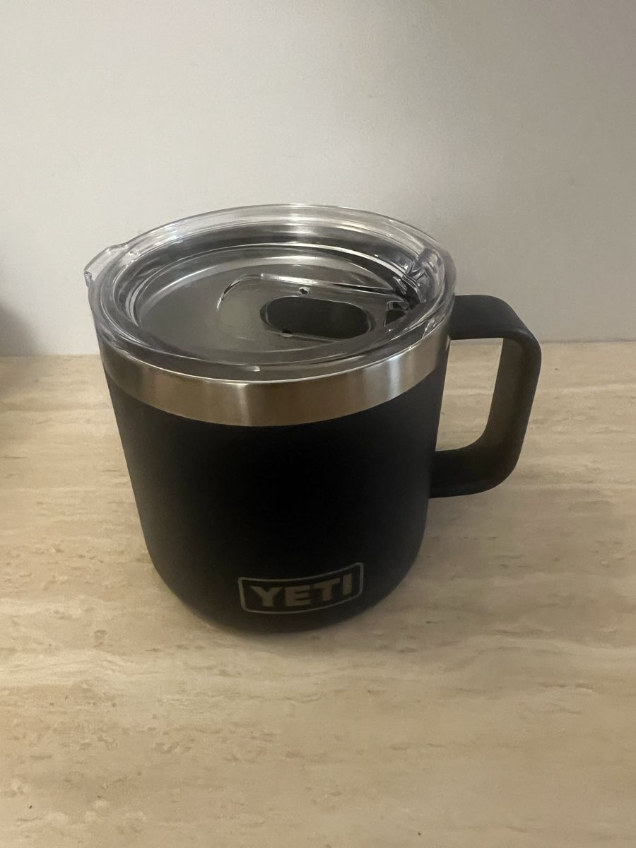 YETI Thermobecher mit Griff (schwarz) – neu (Neu und originalverpackt ...