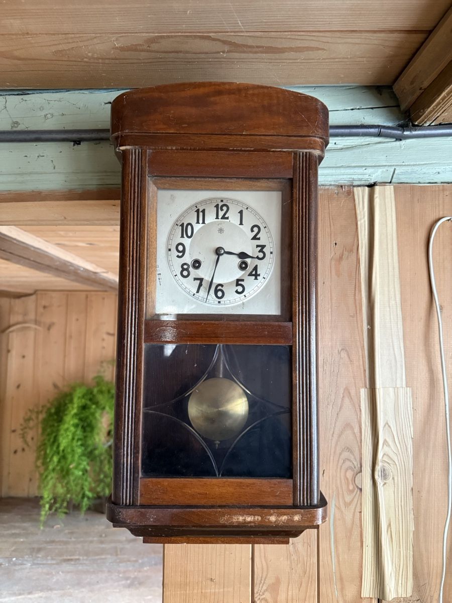 Antike Wanduhr mit Pendel, Holz, Uhrwerk intakt, Top Zustand (Gebraucht ...