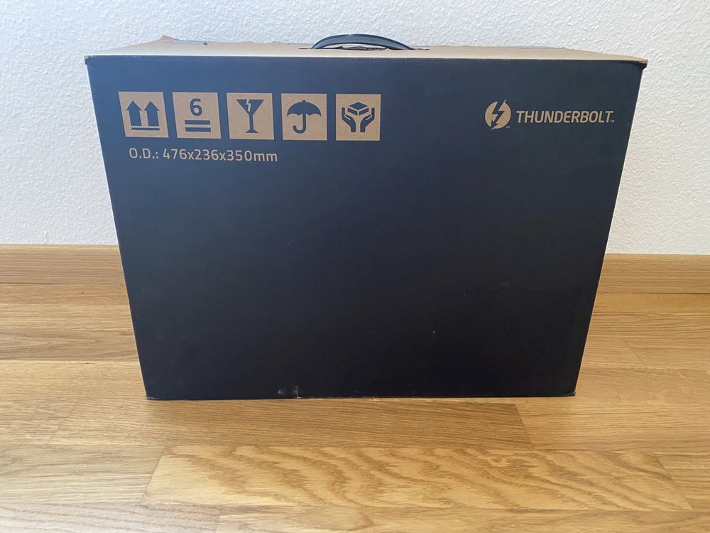 Razer Core X Thunderbolt eGPU enclosure + original packaging (Gebraucht ...