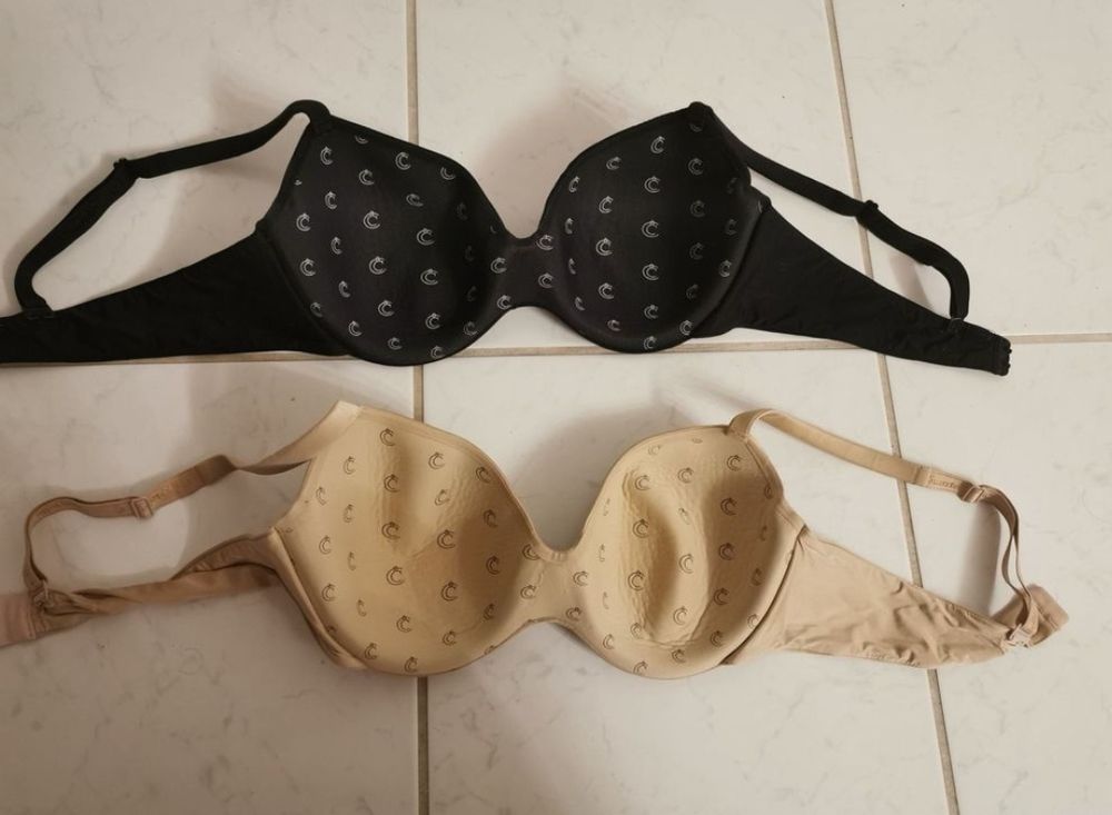 2 bequeme BH's 90D von Chantelle (Gebraucht) in Stäfa für CHF 40 – mit ...