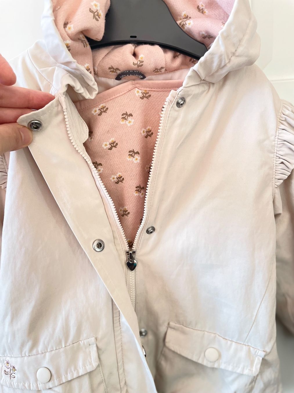 Süsse Übergangsjacke mit Kapuze, Grösse 98, Top Zustand! (Gebraucht) in ...