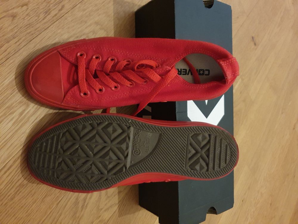 Converse Rot (Gebraucht) in Arch für CHF 20 – mit Lieferung auf Ricardo ...