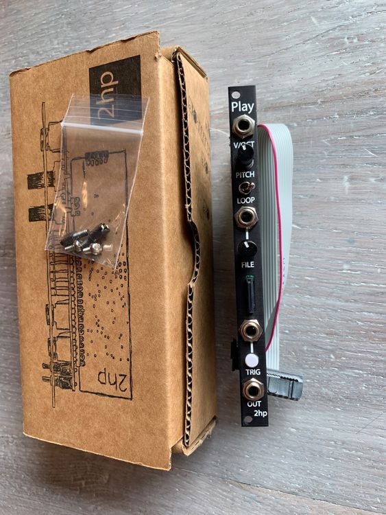 2hp Play (Eurorack Sampler) blk inkl. Micro SD-Card | Kaufen auf Ricardo