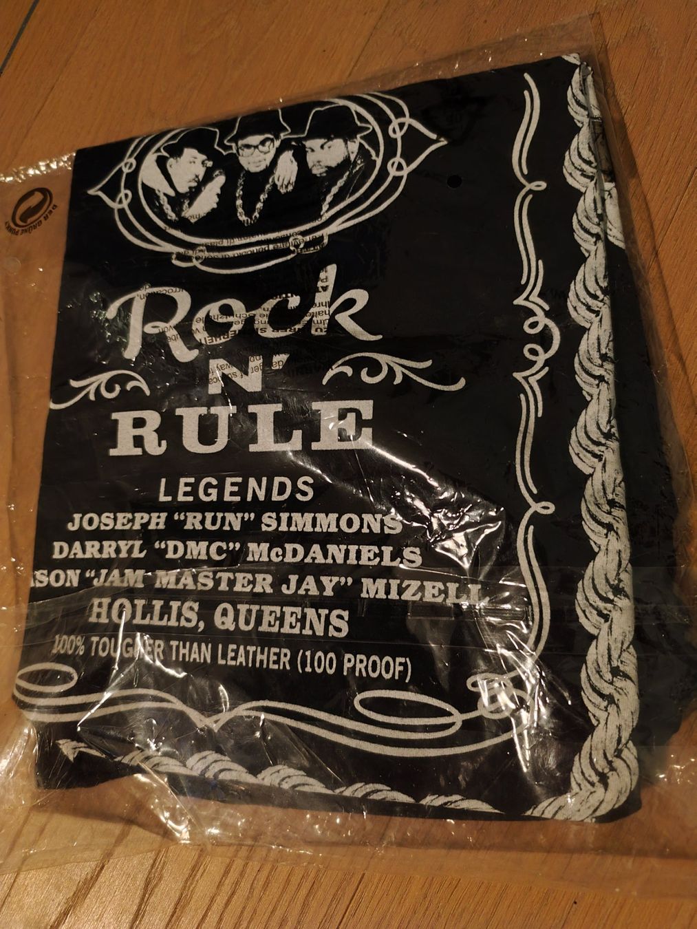 Run DMC T-Shirt Rock N' Rule Whiskey Label XL (Neu und originalverpackt ...