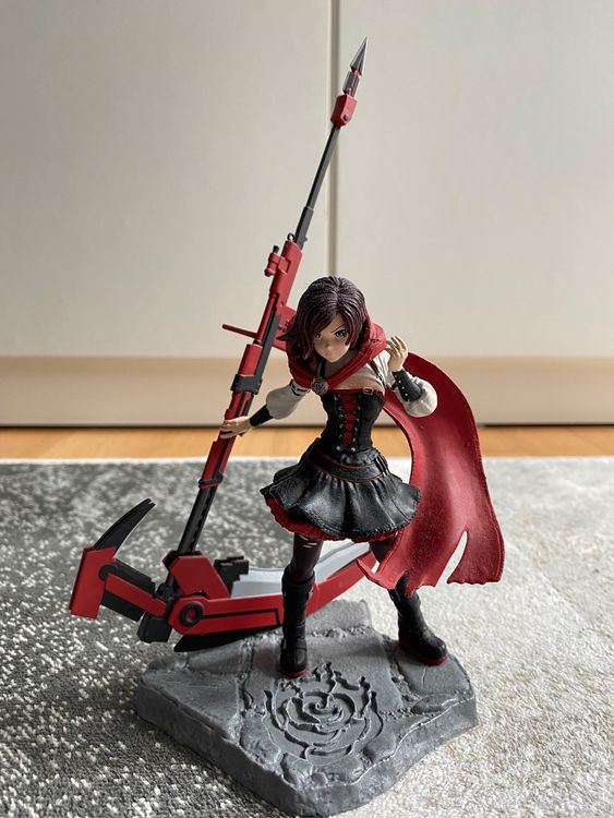 Action figure - Ruby Rose from "RWBY (Gebraucht) in für CHF 20 – mit ...
