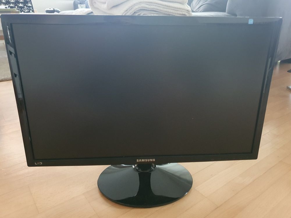 Samsung BX2431 24" Widescreen LCD Monitor (Gebraucht) in Wettingen für ...