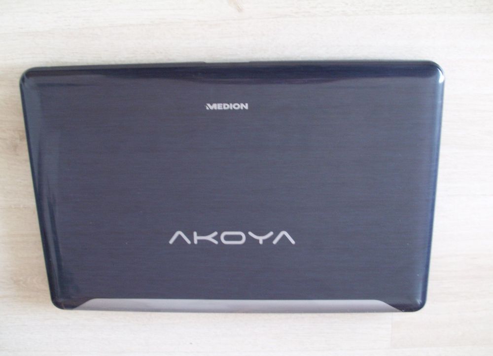 Notebook MEDION AKOYA P7624 mit Windows 7 (Gebraucht) in Siebnen für ...