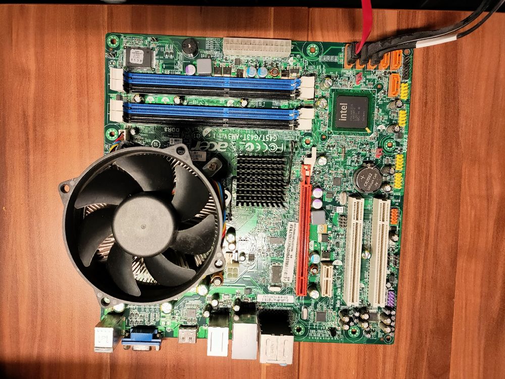 Mainboard intel gma x4500 incl. Processor (Gebraucht) in Bühl BE für ...