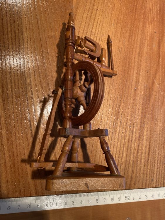 Antikes kleines Spinnrad aus Holz, Deko, Vintage (Gebraucht) in Buchs ...