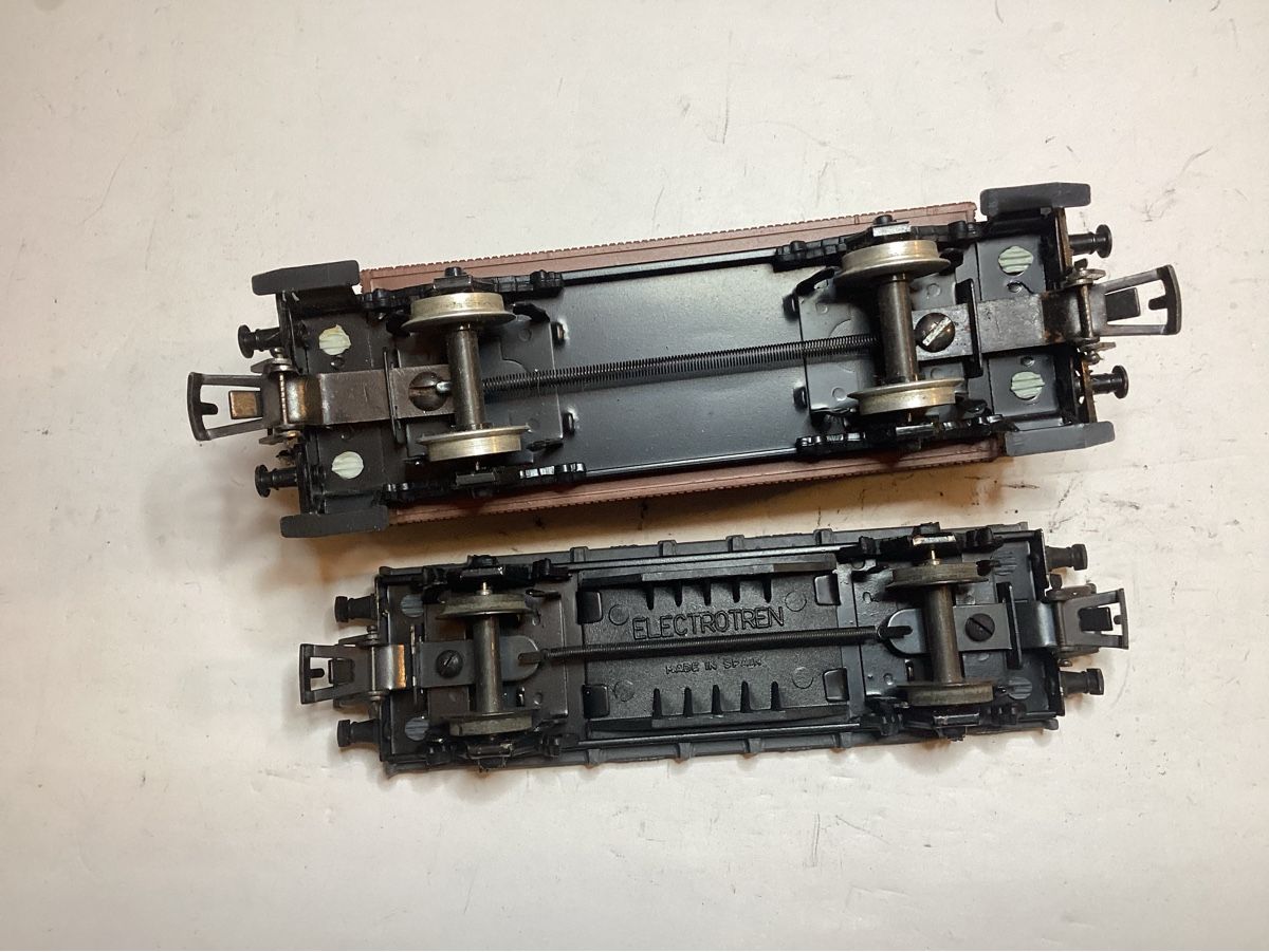 H0 Electrotren Wagen AC 2 Stück (Gebraucht) in Hochfelden für CHF 15 ...