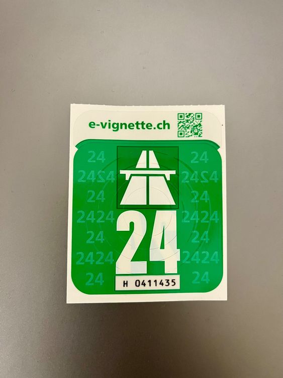 Autobahnvignette 2024 (Neu und originalverpackt) in Killwangen für CHF 37 – mit Lieferung auf ...
