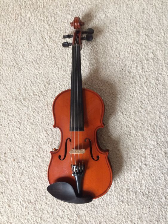 Geige 1/4 , Korpuslänge 28 cm mit Schulterstütze (Gebraucht) in Basel ...