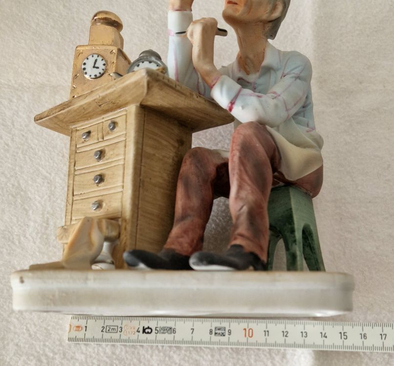 Uhrmacher bei der Arbeit-Viele Details! Abholung od. Versand (Gebraucht) in Zürich für CHF 25 ...