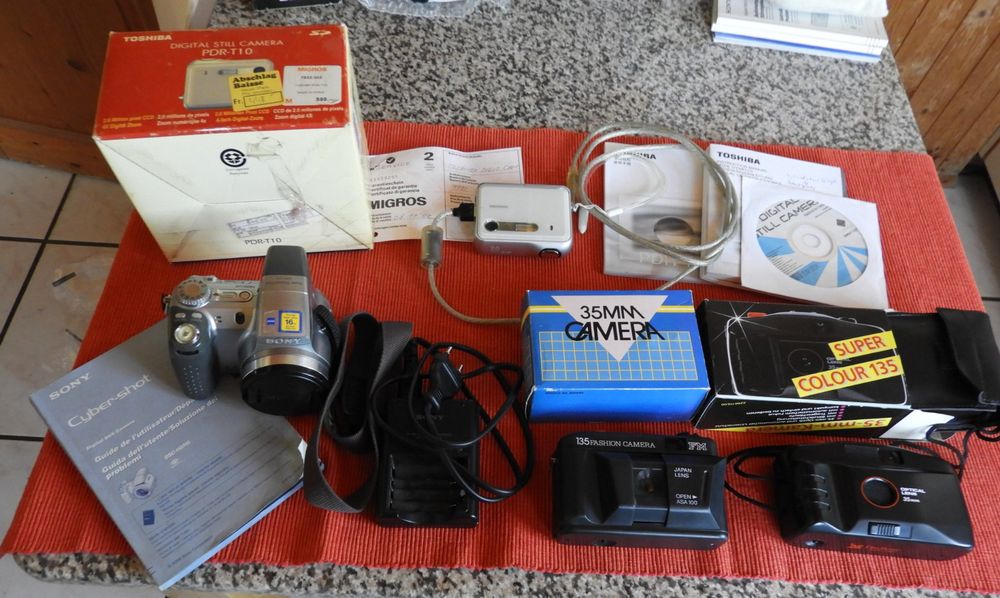 FOTO APPARATE DIV, ALTE MODELL, KAUM BENUTZT KONVOLUT (Gebraucht) in ...