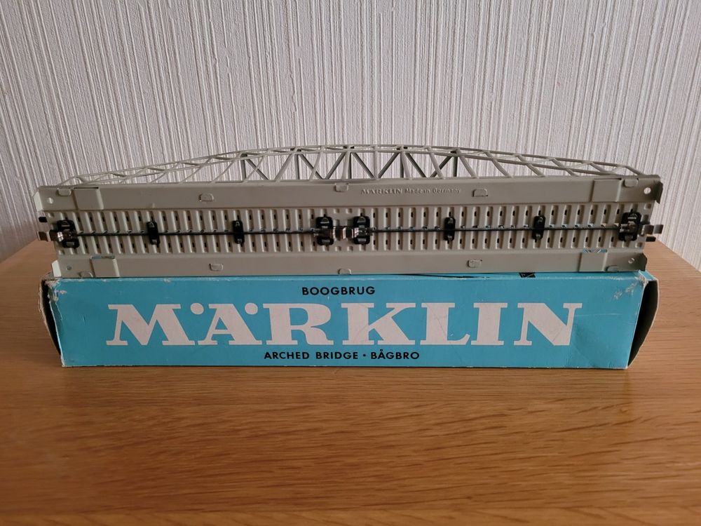 Märklin H0 7163 - Bogenbrücke aus Metall mit OVP (Gebraucht) in Payerne ...