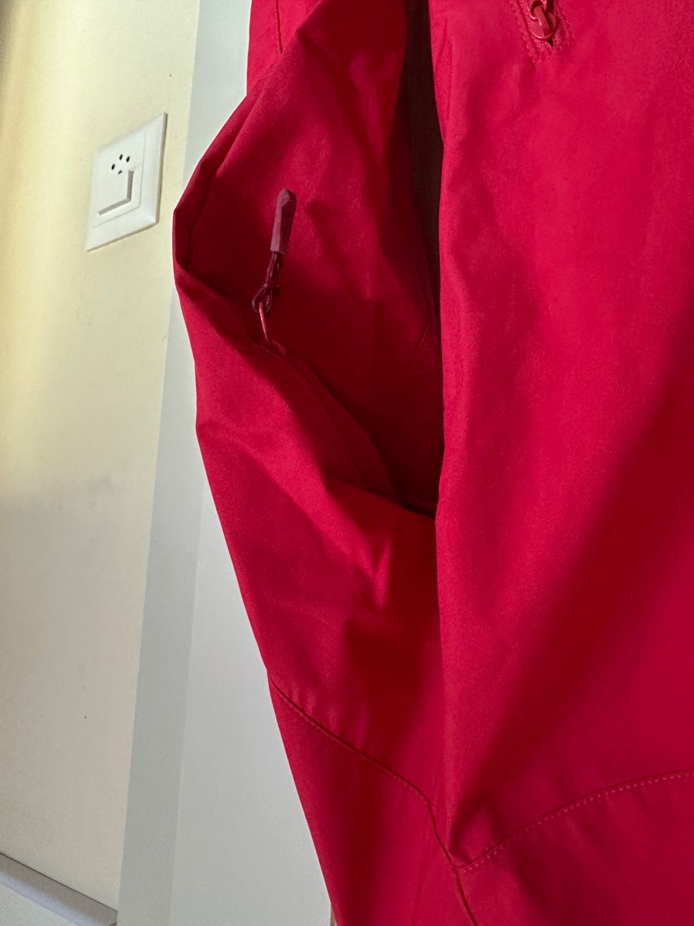 Veste coupe vent Mammut fuchsia. T S (D'occasion) à Sion pour CHF 66 ...