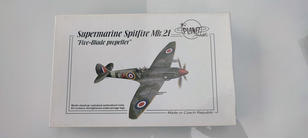 Planet Models PLT101 1/48 Supermarine Spitfire Mk.21 (Neuf avec ...