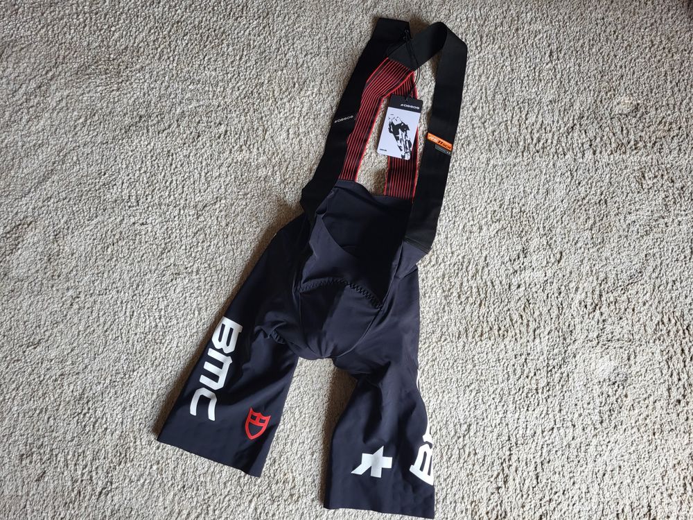 Original Assos Team Tudor BMC Velohose Bibshorts NEU (Neu und originalverpackt) in Triesen für ...