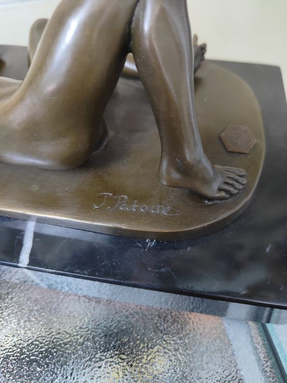 SUPER GIEL STRECKEND AUF MARMOR BRONZEFIGUR LIEBHABER FIGUR (Gebraucht) in Jeuss für CHF 34 ...