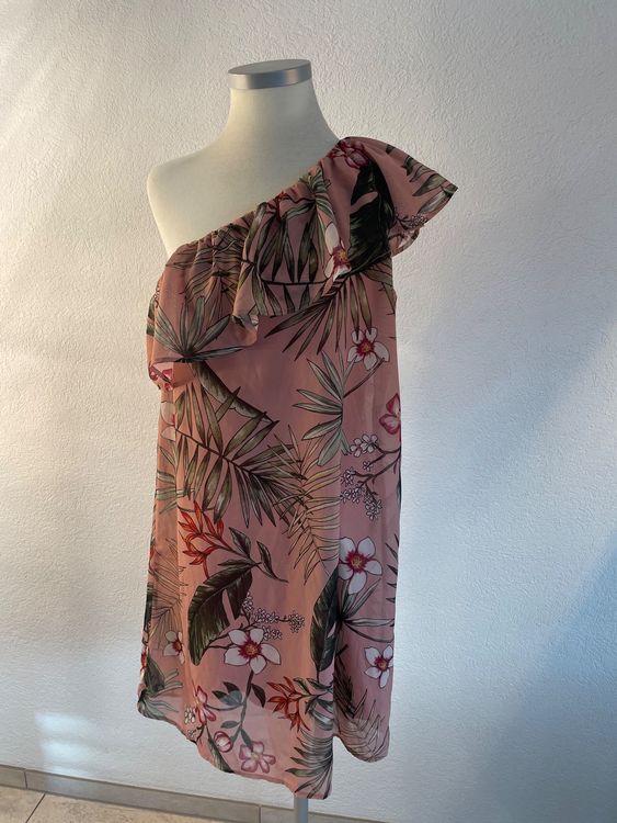 Blumen-Sommerkleid (Gebraucht) in Niederrohrdorf für CHF 5 – mit Lieferung auf Ricardo kaufen