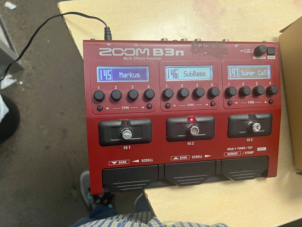 Zoom B3N Multi effect Processor für Bass mit OVP (Gebraucht) in ...