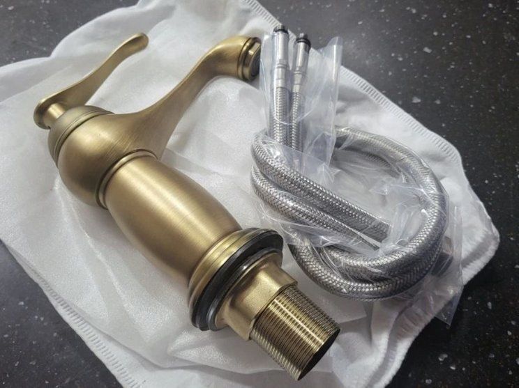 Wasserhahn im antiken Stil XRE-4 – Robinet style antique (Neu und ...