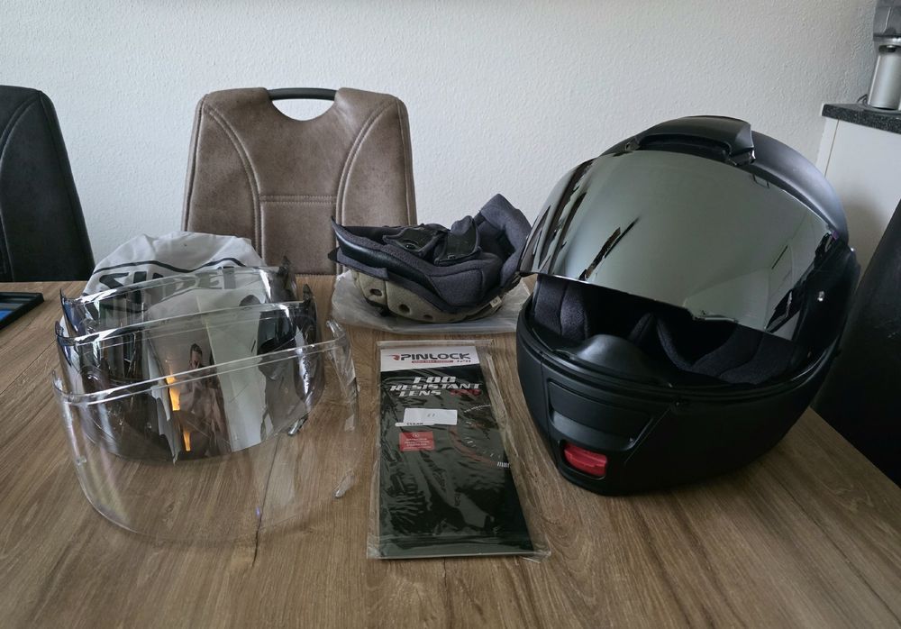 Shoei Neotec Klapphelm mit neuem Polster und Zubehör (Gebraucht) in ...