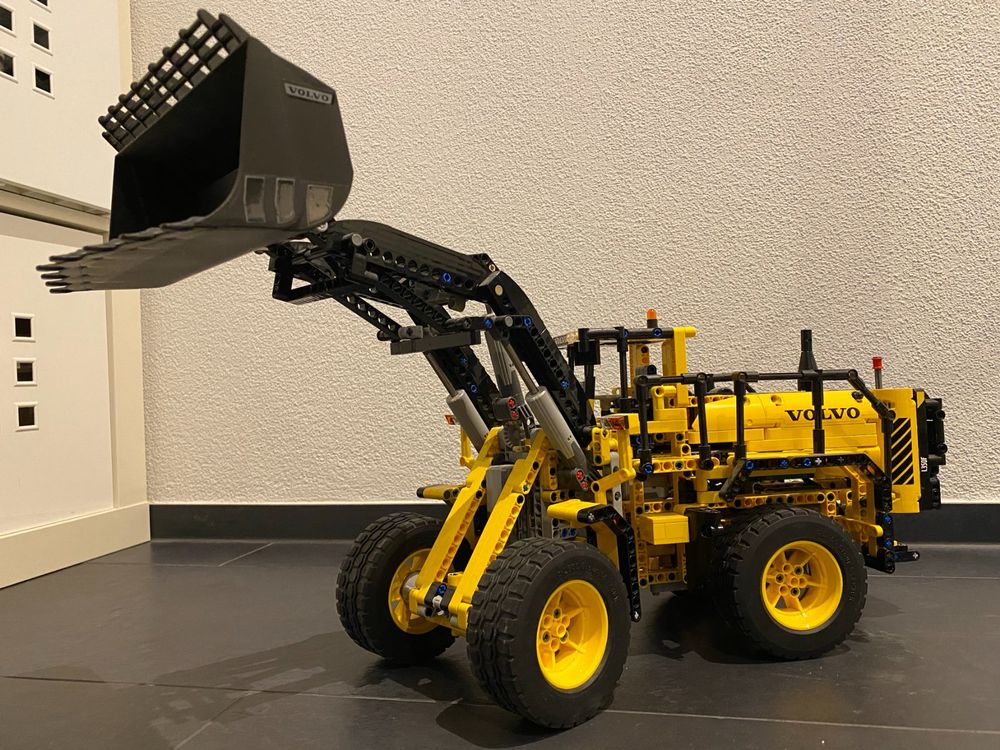 LEGO Technic VOLVO L350F Radlader | Kaufen auf Ricardo