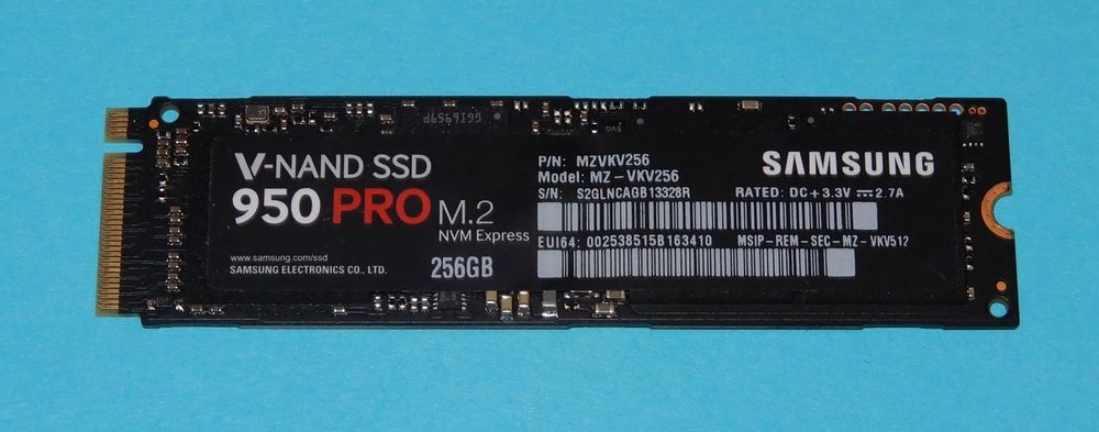 Samsung V-NAND 950 PRO NVMe SSD 256 GB | Kaufen auf Ricardo