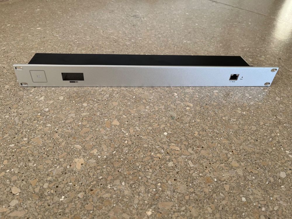 Unifi Cloud Key G2 Rack Mount | Kaufen auf Ricardo