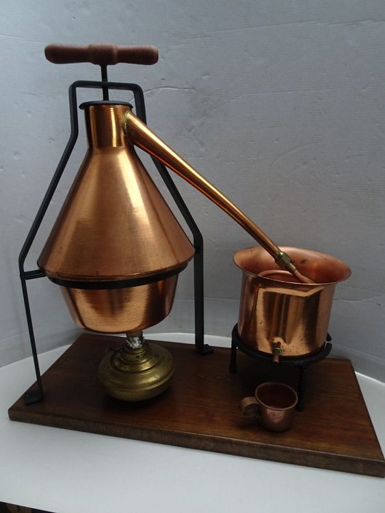 Mini Destille Whisky Ätherische Oele etc (Gebraucht) in für CHF 202 ...