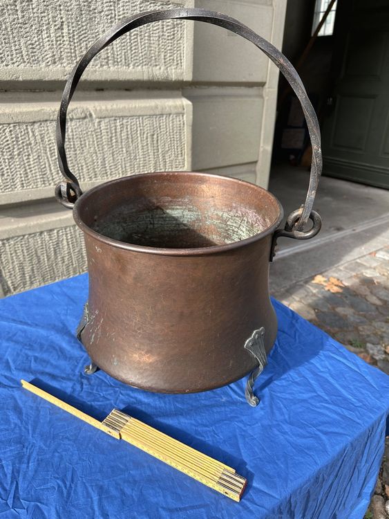 alter Kupfertopf mit Henkel + auf Dreibein Schmiedeisen | Kaufen auf Ricardo