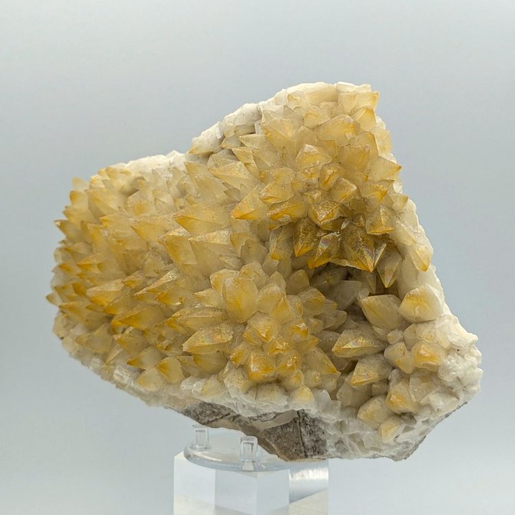 Grosse (18cm) CALCIT GELB IRISIEREND, elegante (Neu (gemäss Beschreibung)) in Balerna für CHF ...